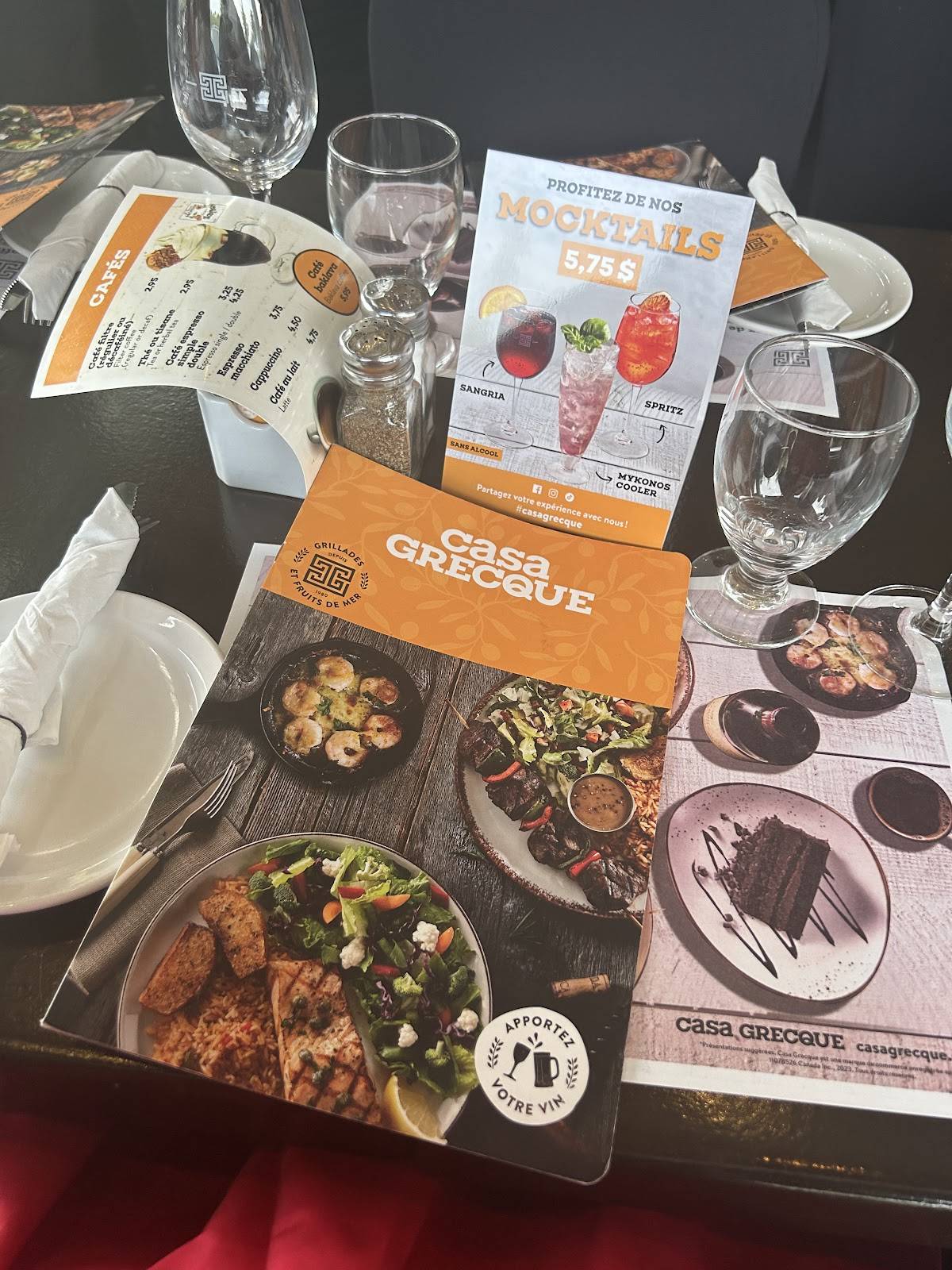 Menu au Casa Grecque restaurant, Laval, 350 Blvd. Saint-Martin O