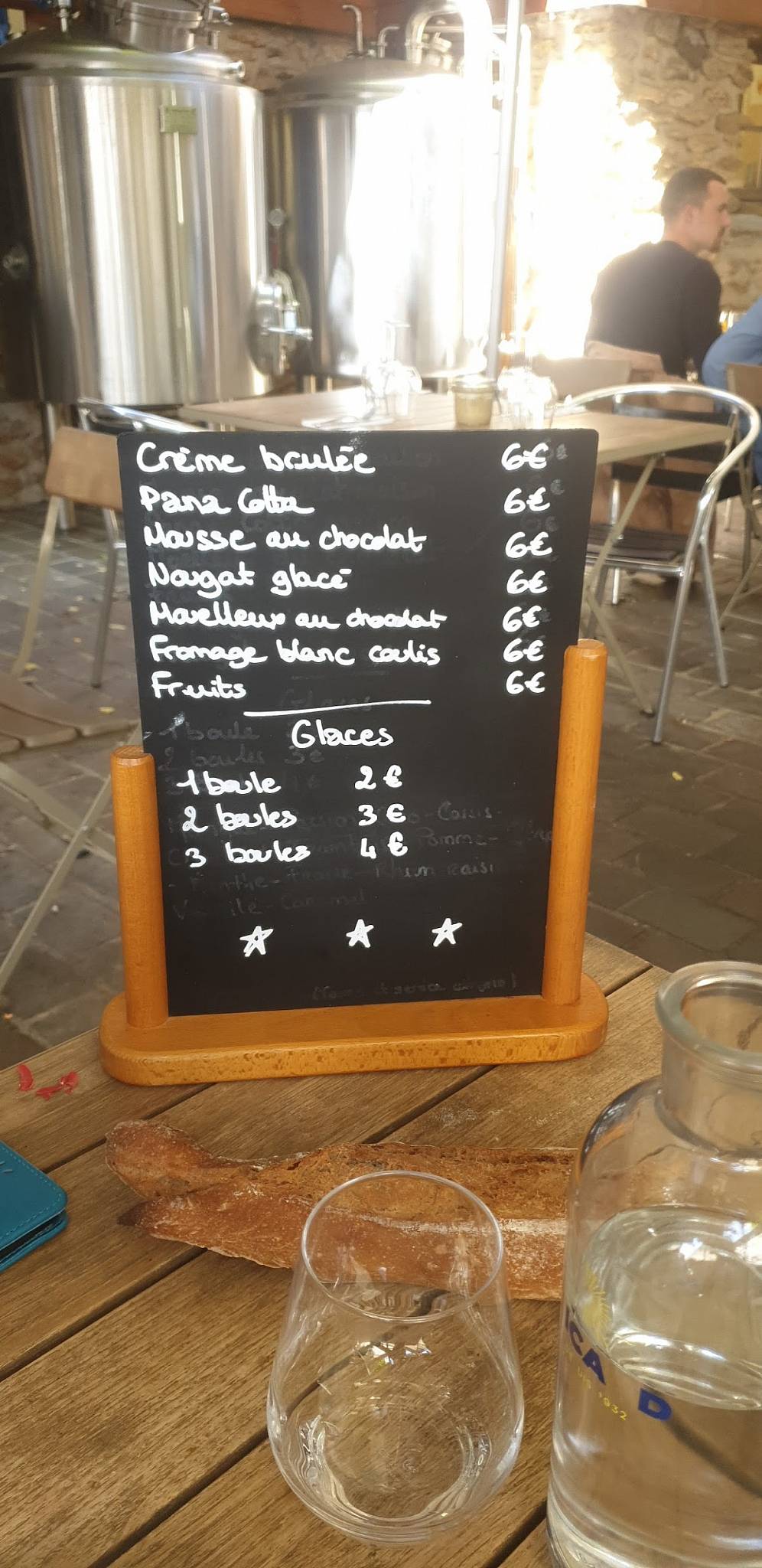 Menu au Chez Erwan pub et bar, Bourdonné