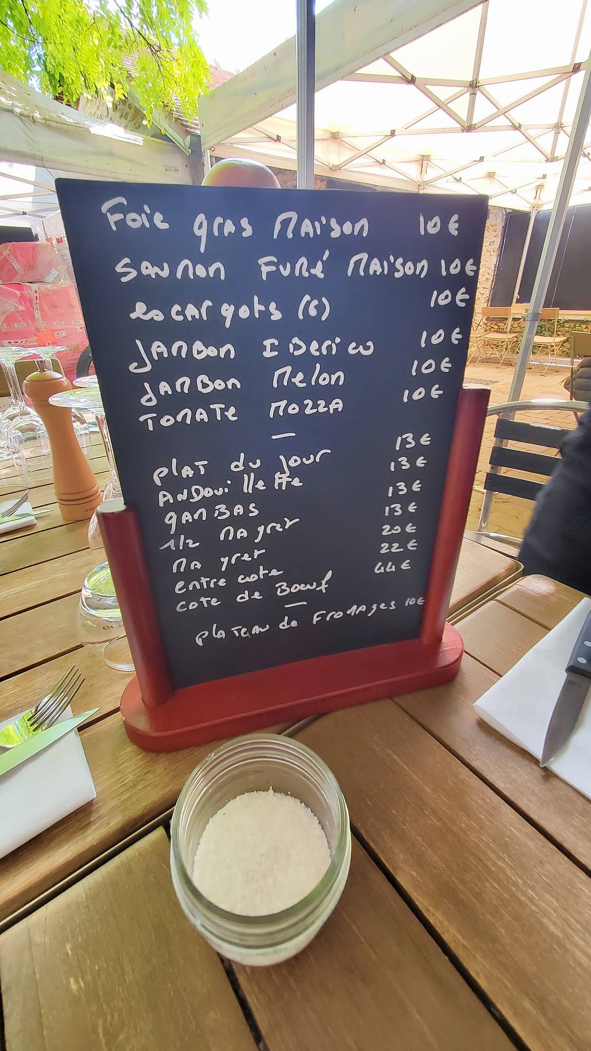 Menu au Chez Erwan pub et bar, Bourdonné