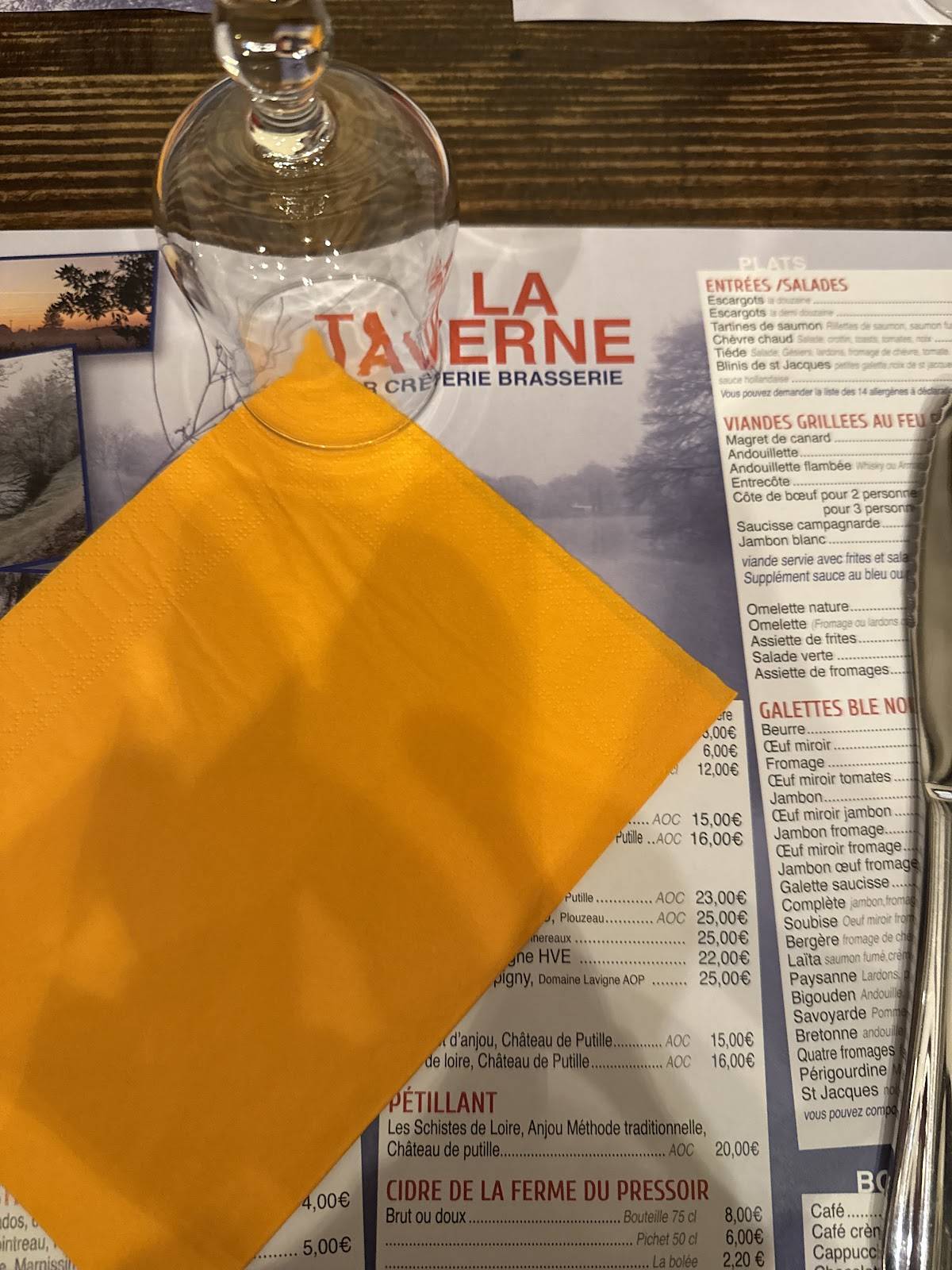 Menu au Crêperie La Taverne restaurant, Daon
