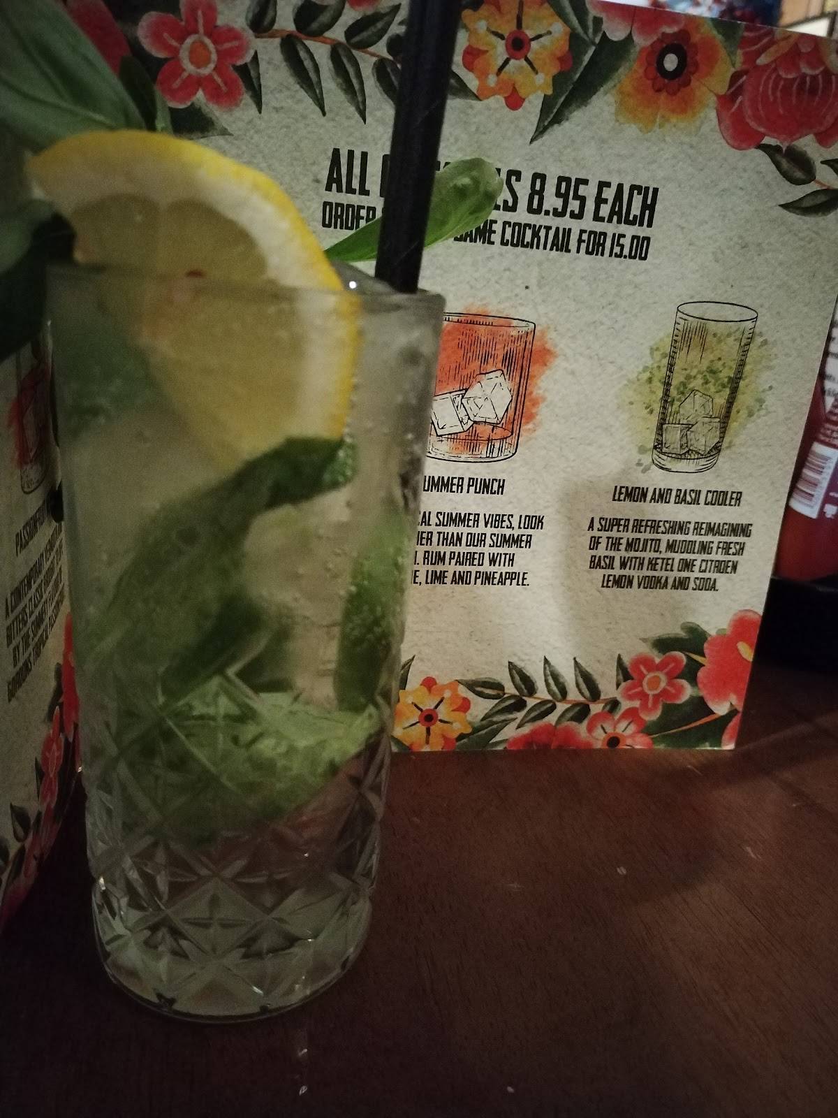 Menu at Dew Drop Inn pub & bar, Eastbourne