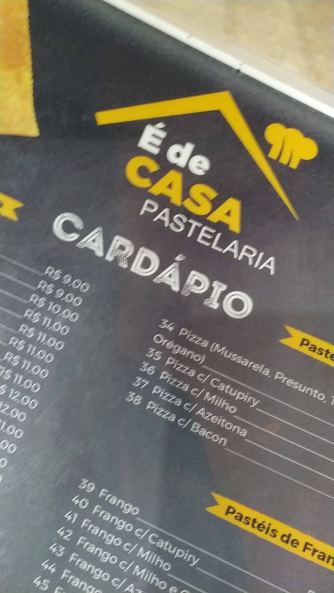 Menu em É de Casa Pastelaria pub & Bar, Assis