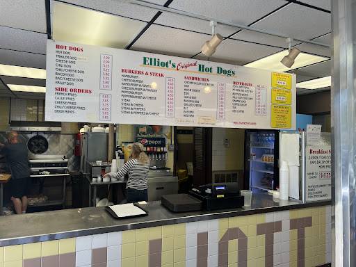 Menu at Elliot's Hot Dogs fast food, Lowell