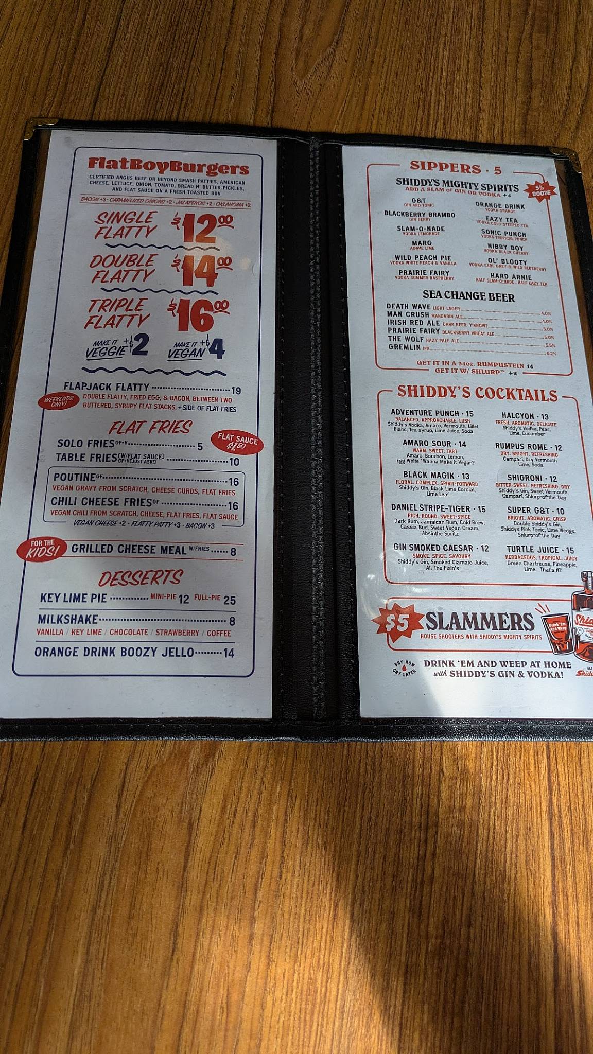 Menu au Flat Boy Burgers restaurant, Edmonton