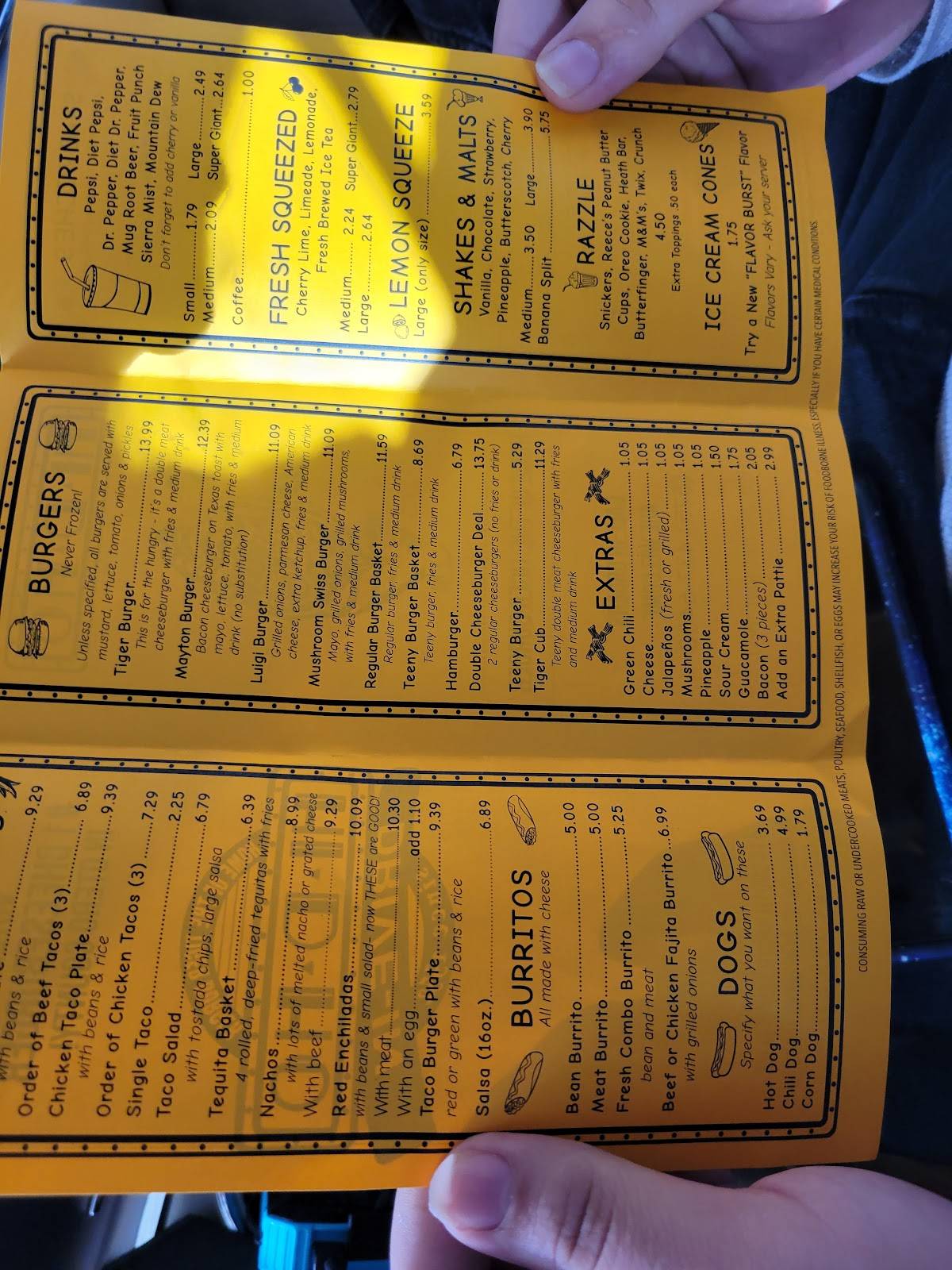 Menu at Hi-D-Ho Drive In fast food, Alamogordo
