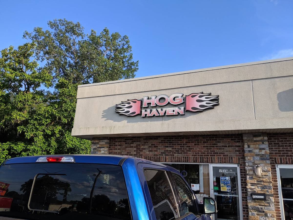 Menu at Hog Haven BBQ, Dyer
