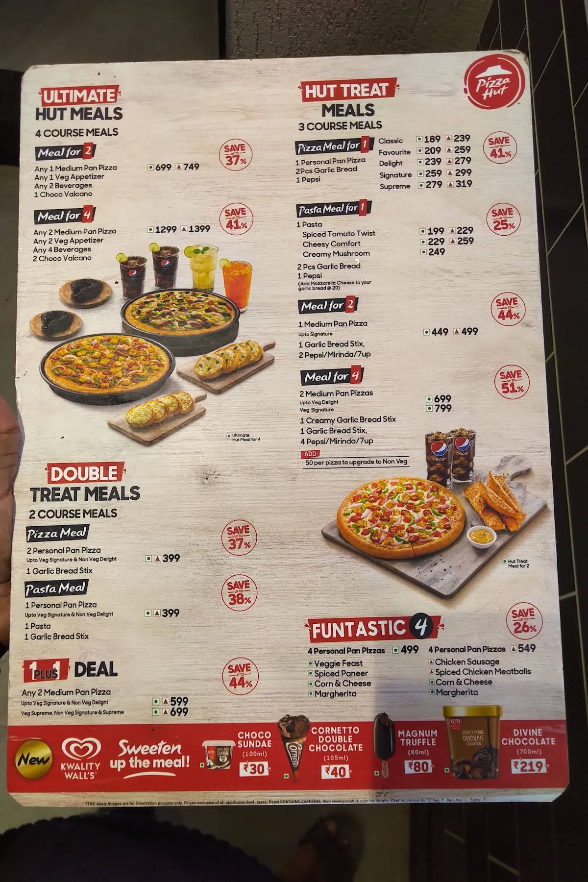 Menu at Pizza Hut, Latur