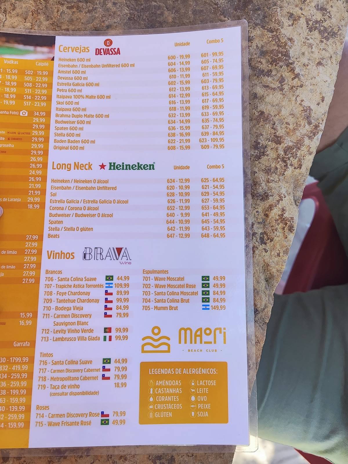 Menu em Maori Beach Club, Caucaia