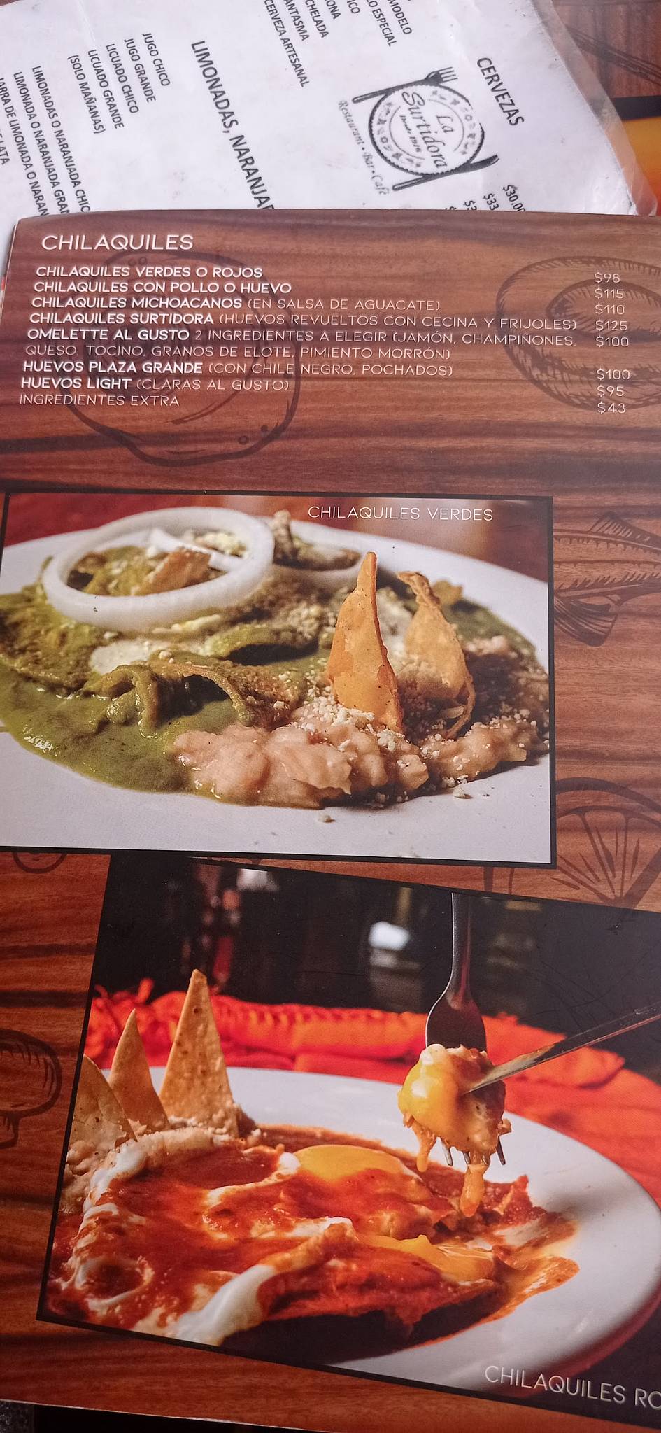 Menu at La Surtidora restaurant, Pátzcuaro, Calle