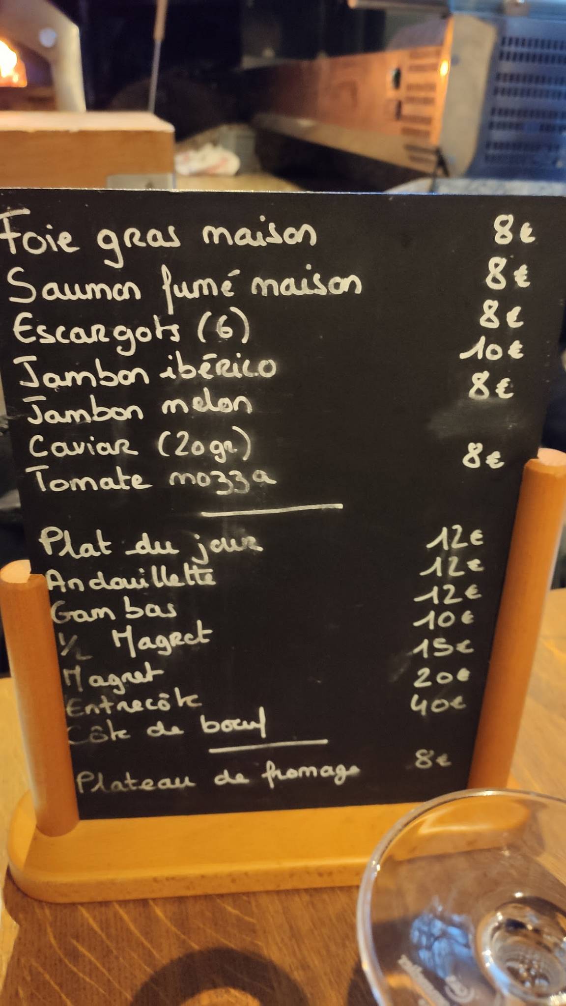 Menu au Chez Erwan pub et bar, Bourdonné