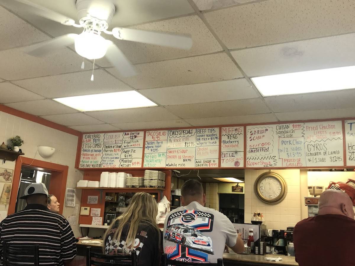 Carta de Dora Cafe, Mount Dora