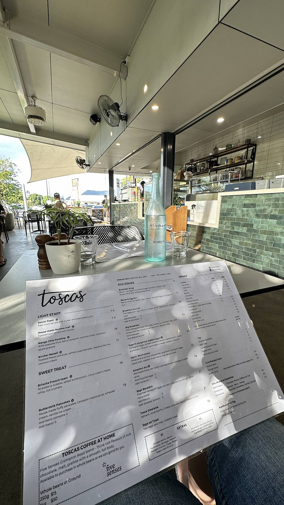 Menu at Tosca’s Pizzeria & Bar, Manoora, 159-161 Pease St