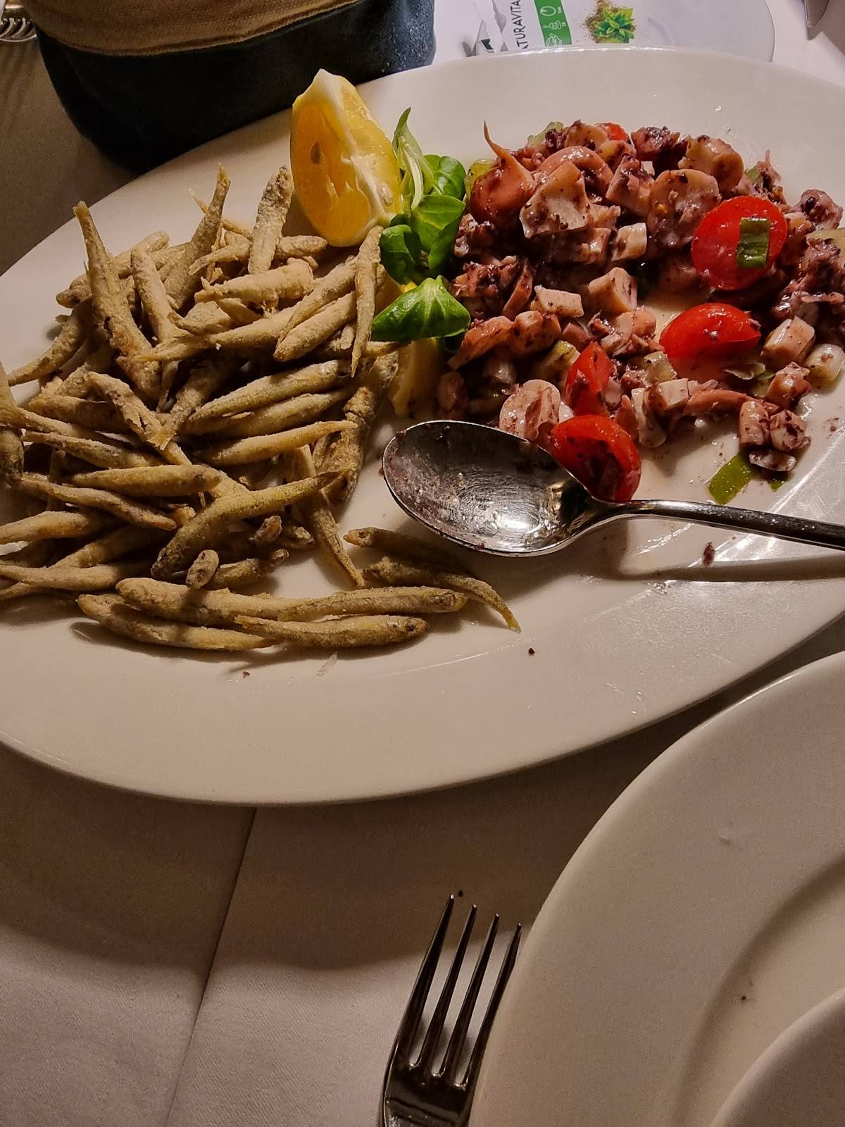 Menu at Restoran ZLATNA ŠKOLJKA restaurant, Zagreb