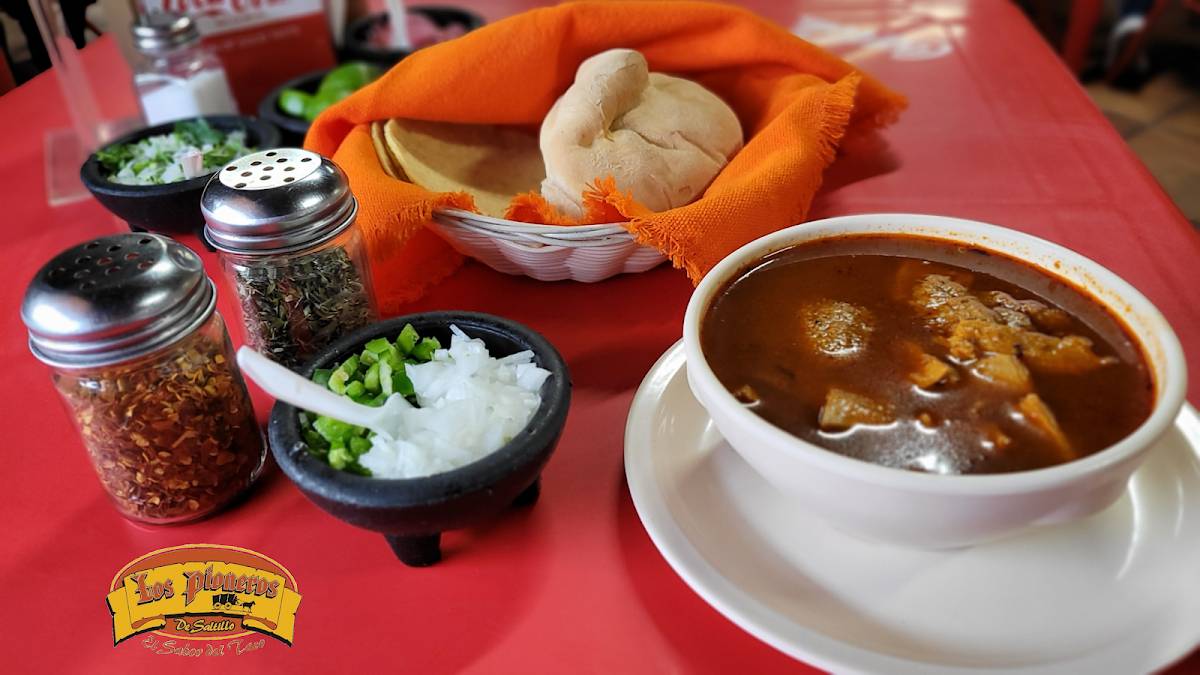 Carta del restaurante Tacos Los Pioneros, Saltillo, Blvd. Moctezuma 2065