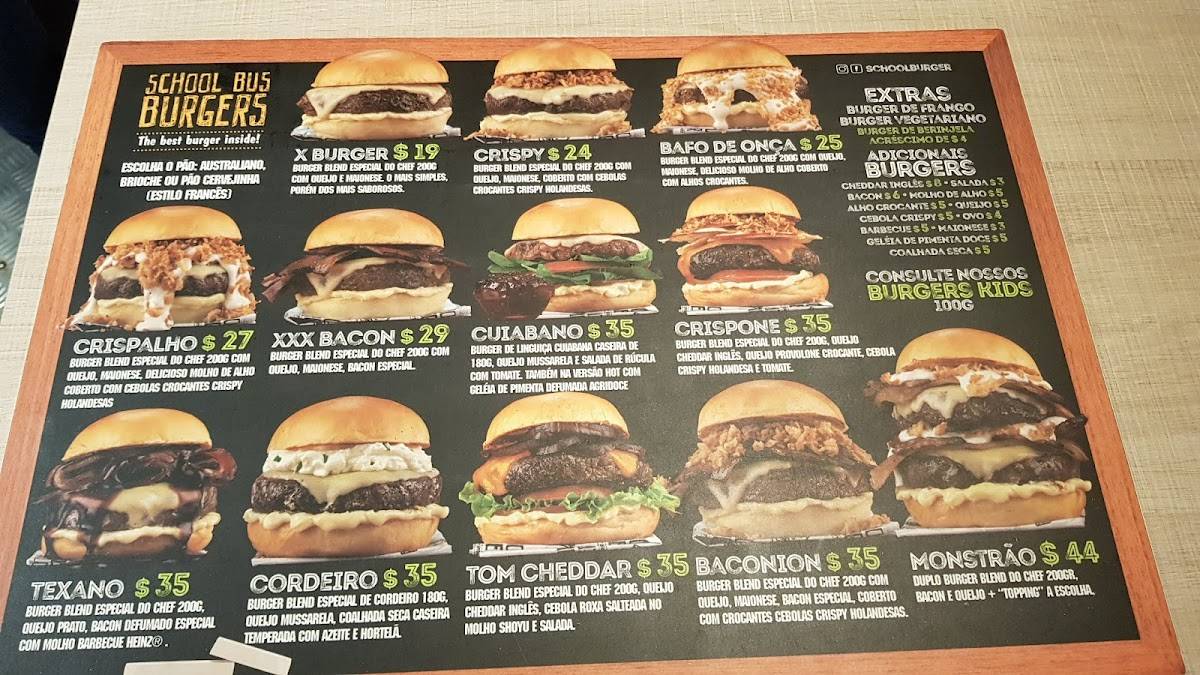 Menu em School Bus Burgers restaurante, Barueri