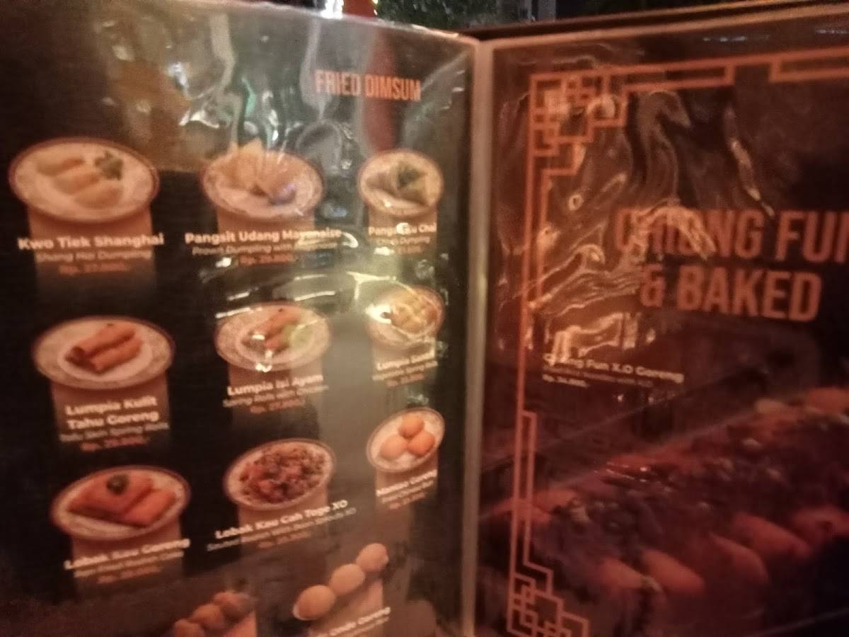 Menu at Si Fang Yuan Dimsum restaurant, Batam