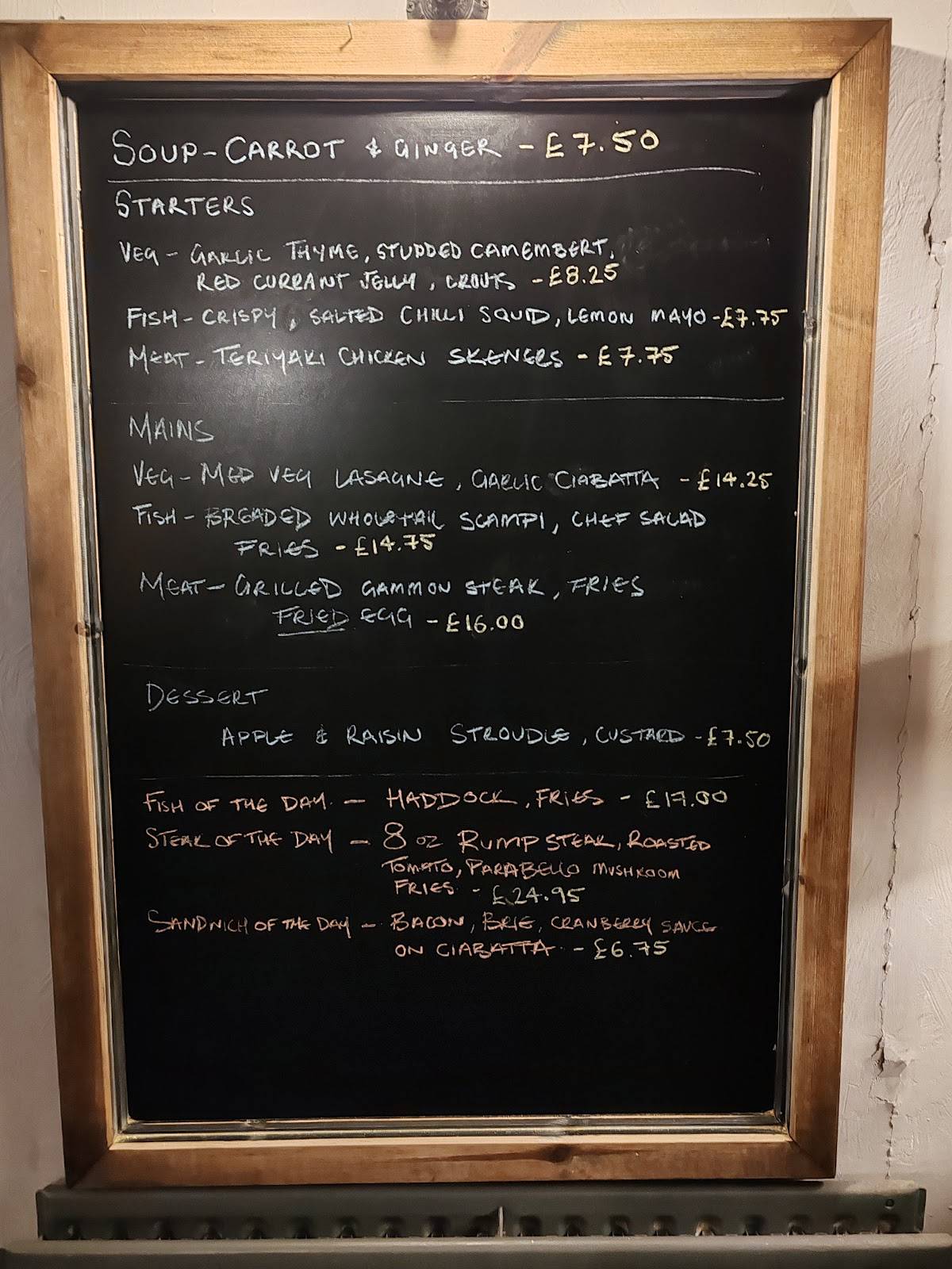 Menu at The Roebuck Inn pub & bar, Warwick