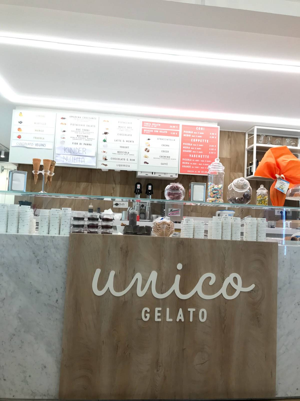 Menu at Unico Gelato&Caffé cafe, Milan