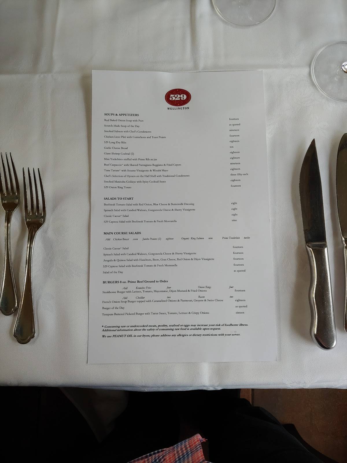 Menu au 529 Wellington Steakhouse, Winnipeg
