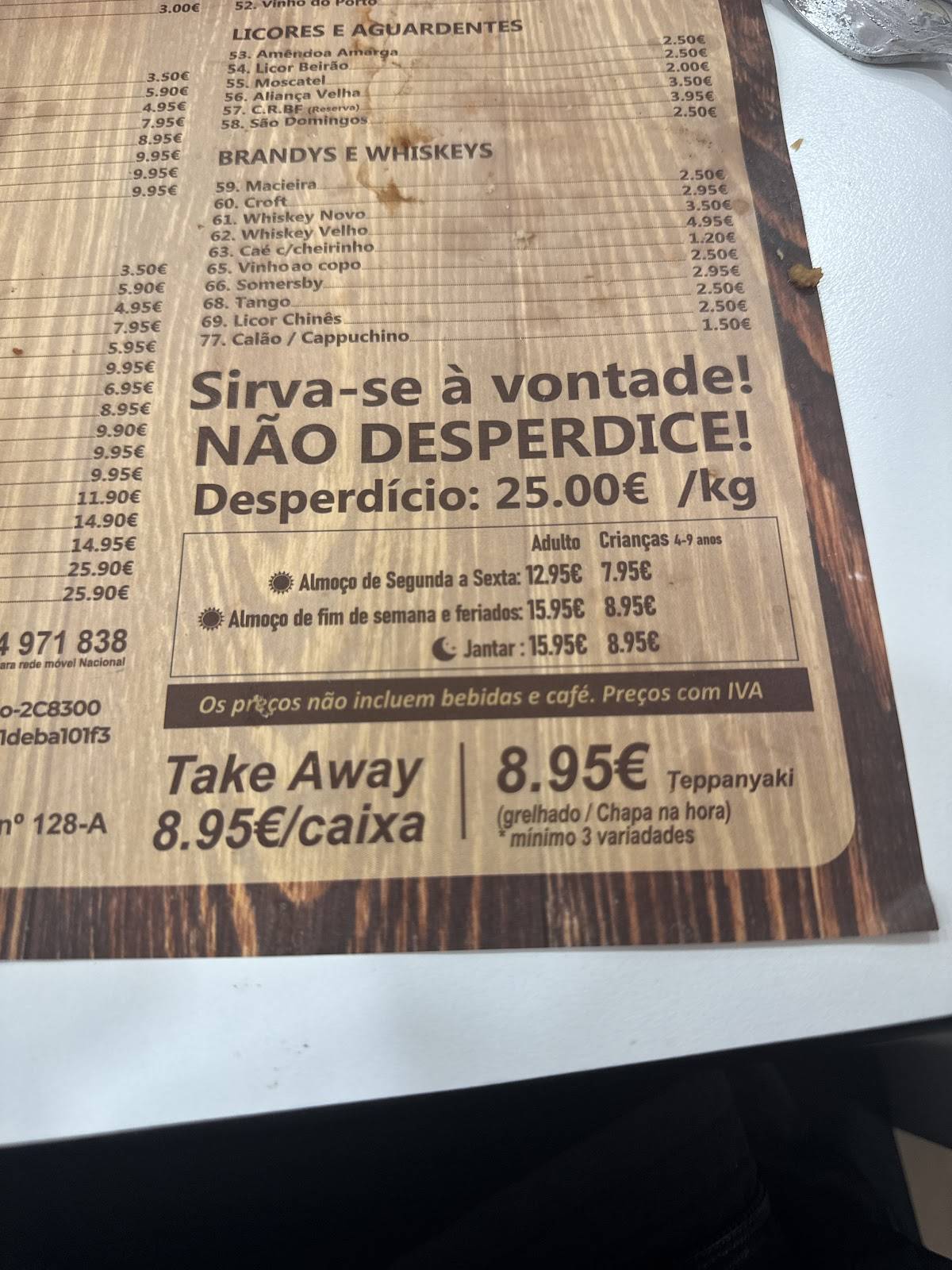 Menu em Wok World restaurante, Sintra