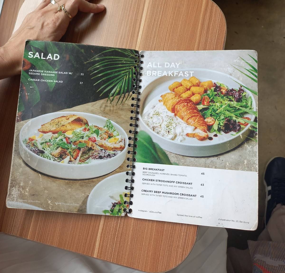 Menu at de.u Coffee cafe, Bandung